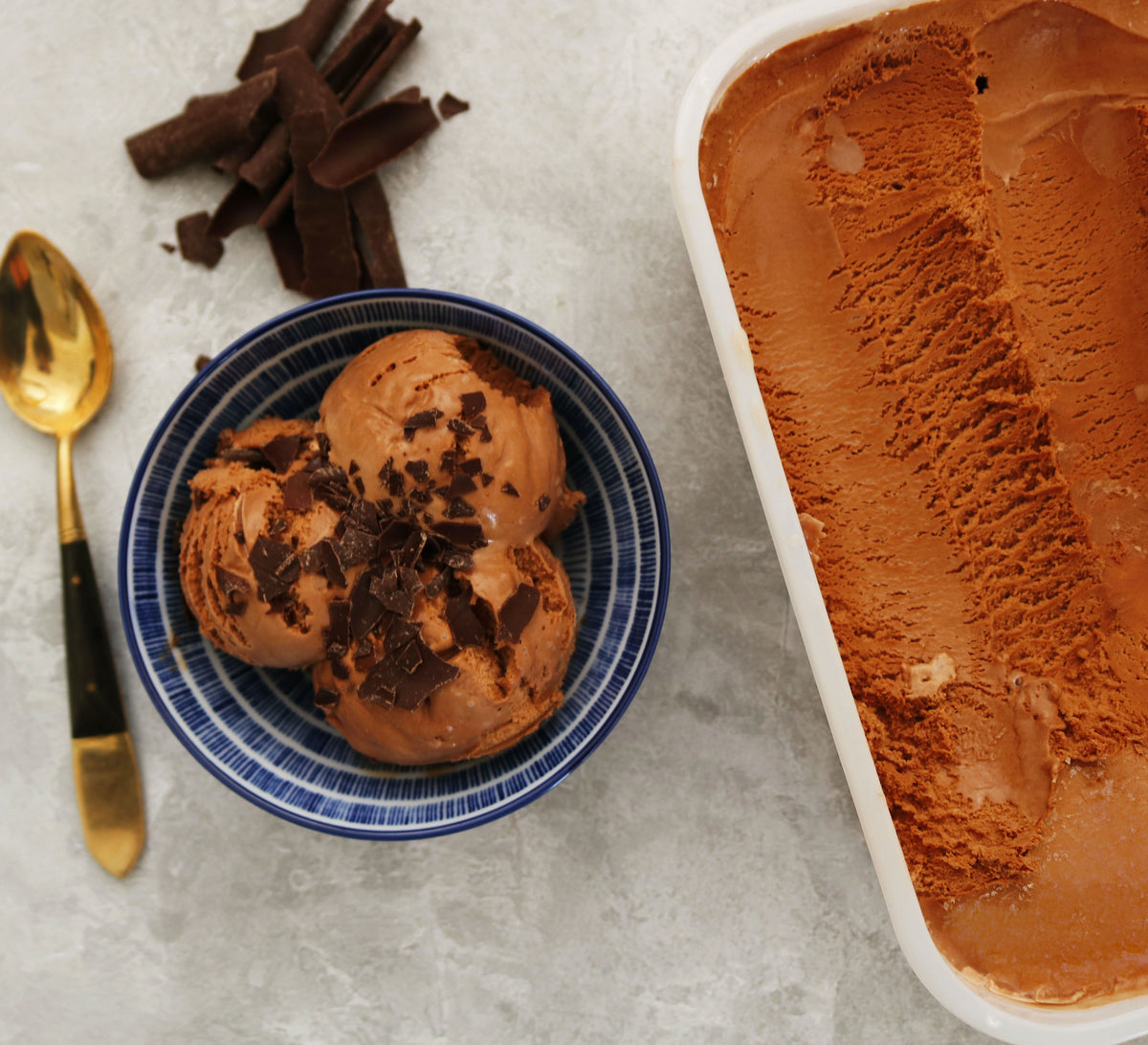 Rich Belgian Chocolate – 2 Litre Tub – Salcombe Dairy